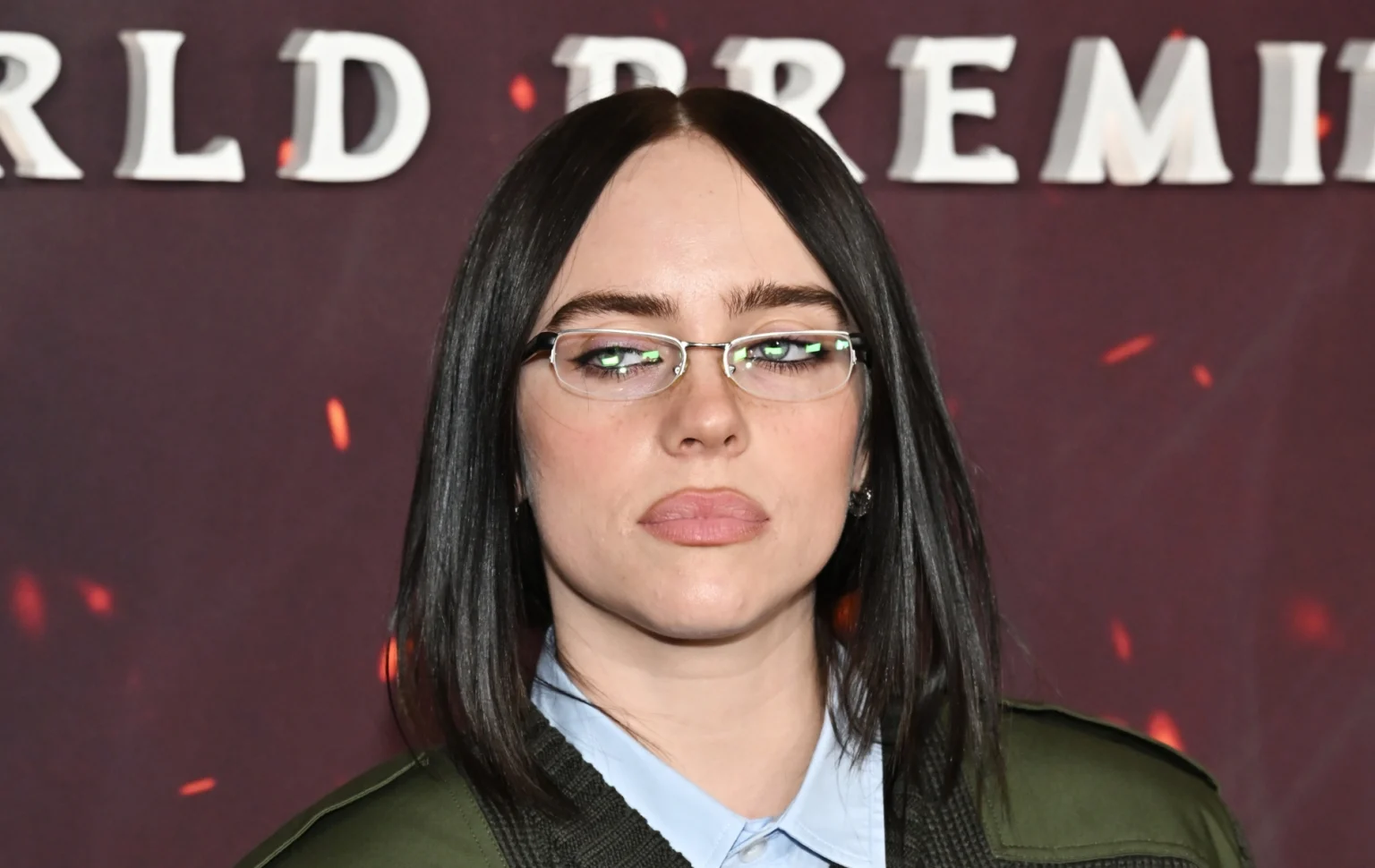 Billie Eilish amordaza a los fanáticos con una foto viral completamente ...